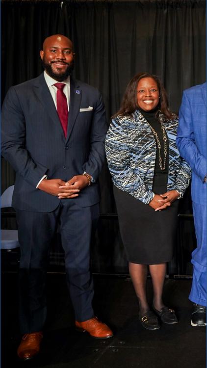 Columbia swears in mayor and city council members for new term | wltx.com