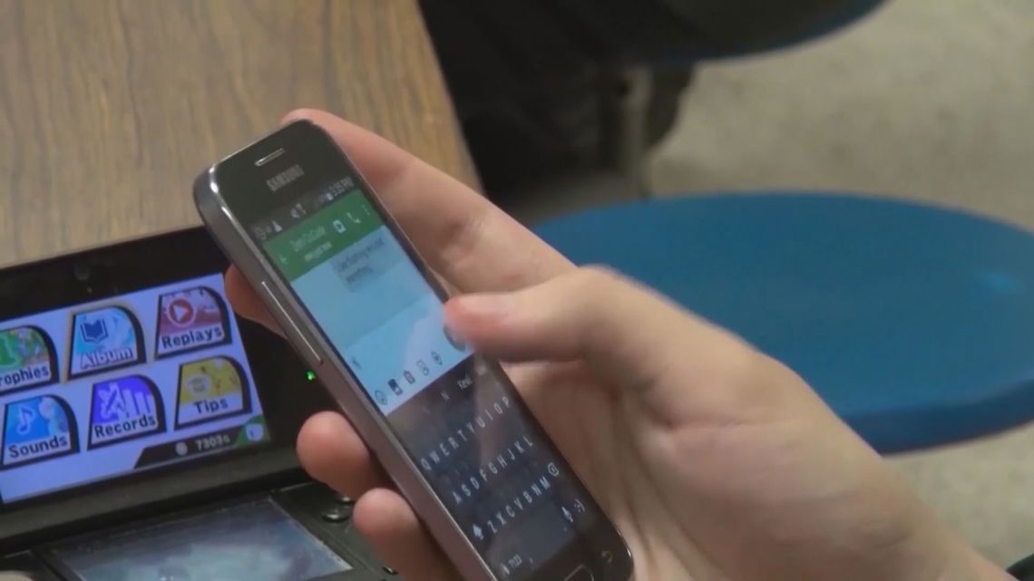 SC school cell phone policy update | wltx.com