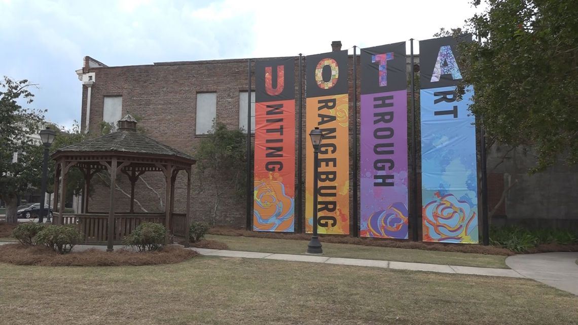 Orangeburg’s Russell Street mural invites community to paint | wltx.com