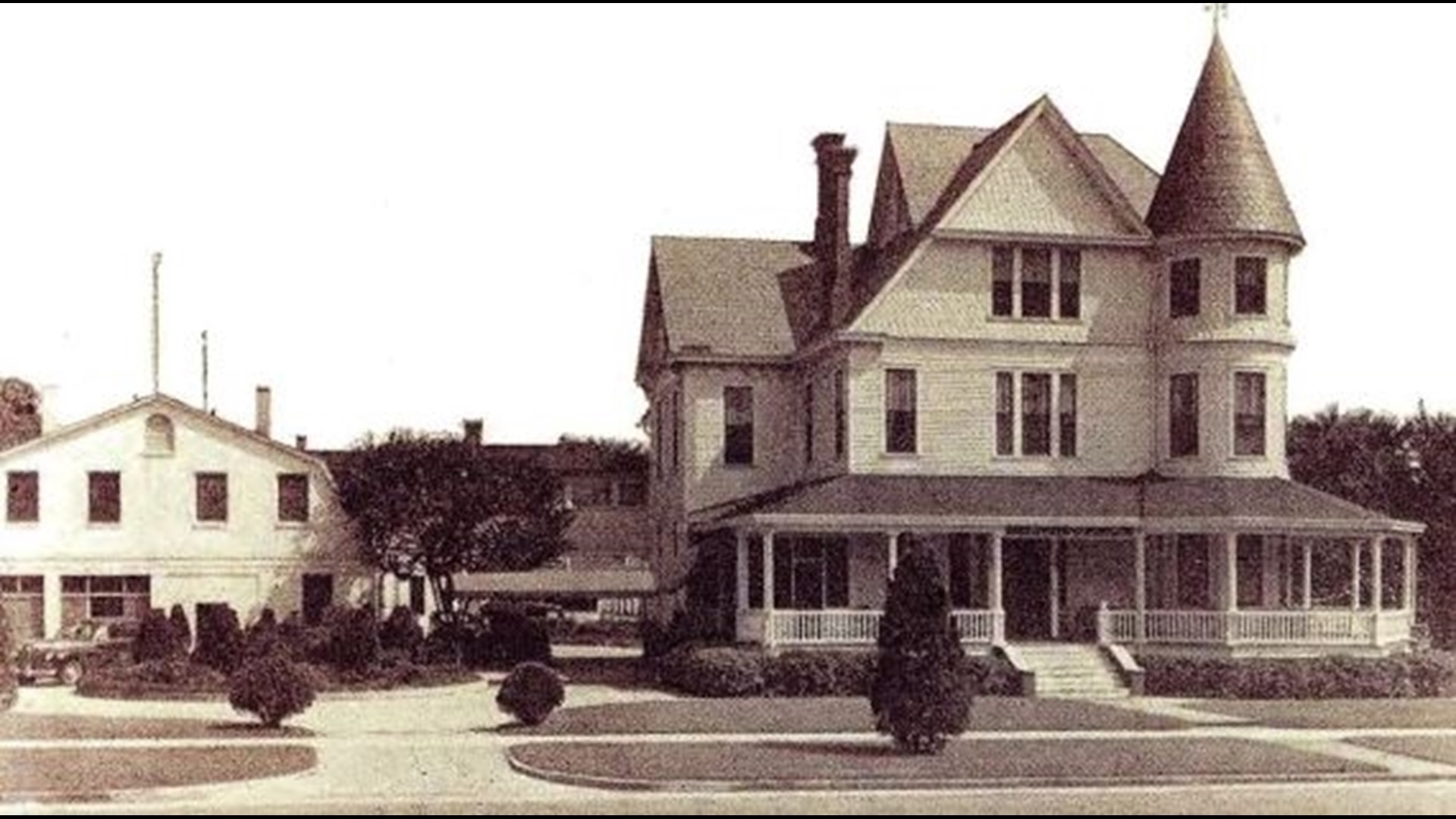 Old Dunbar Funeral home in downtown Columbia to become apartments ...
