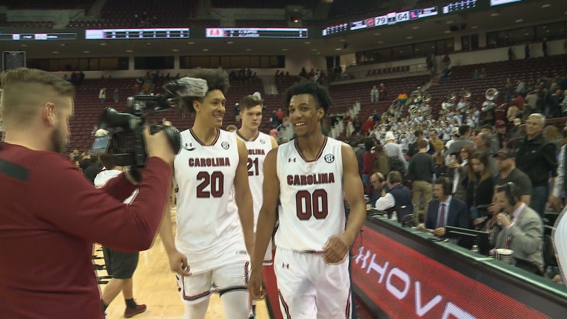 A.J. Lawson named Preseason All-SEC First Team by the coaches | wltx.com