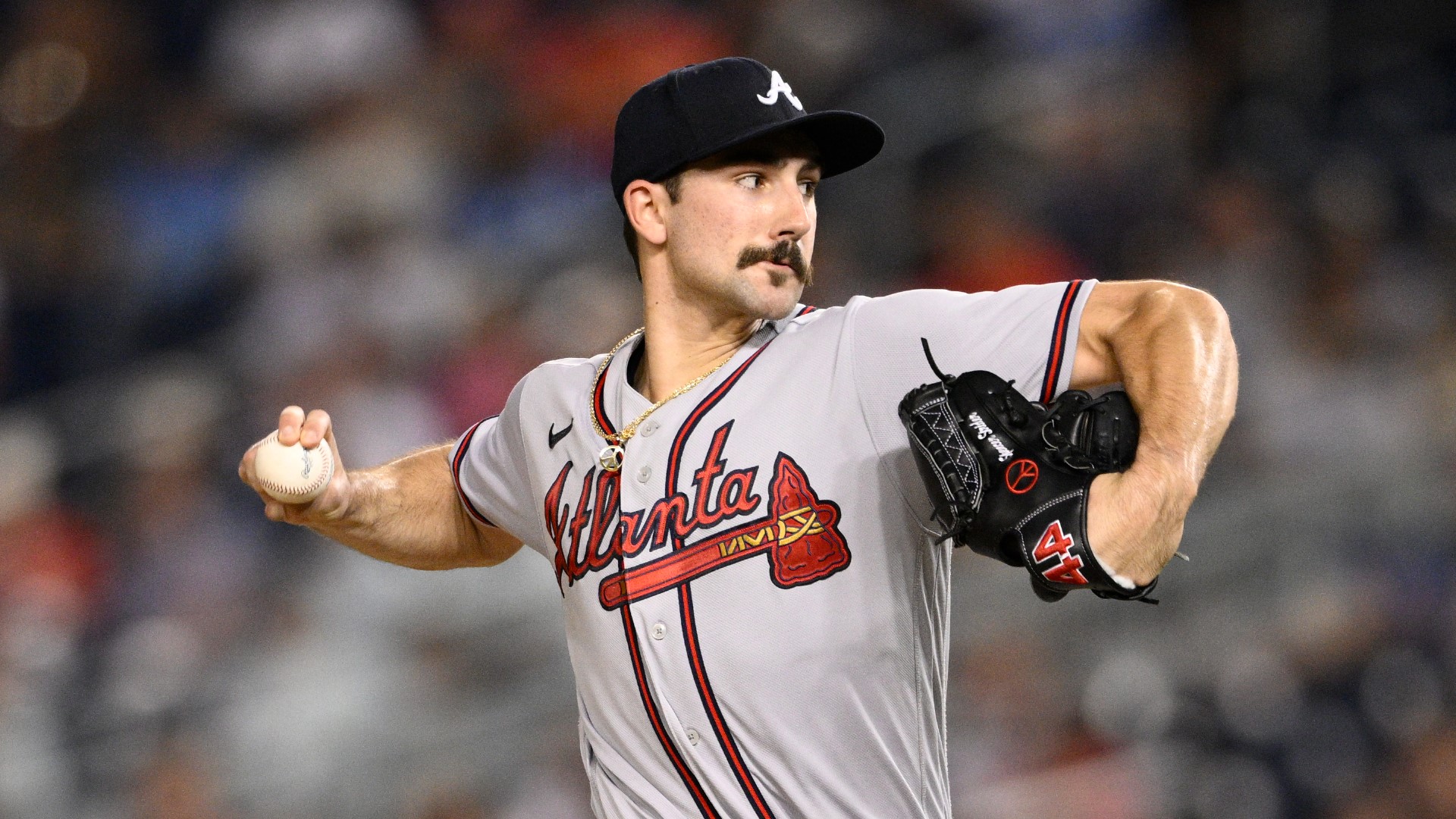 Atlanta stays hot, wins its 14th straight | wltx.com