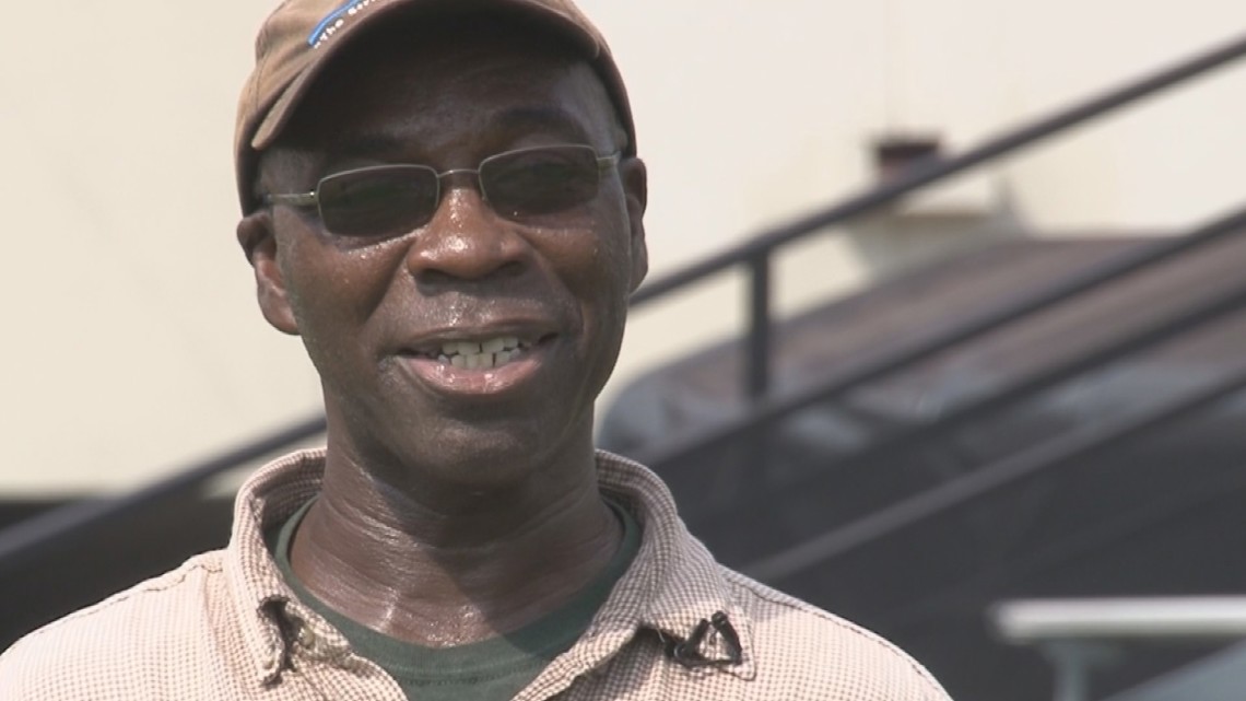 South Carolina fans remember Eddie Dunning's iconic field art | wltx.com