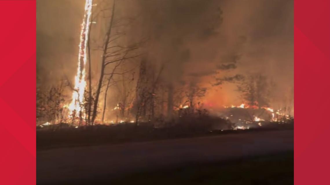 Large fire burning in Clarendon County; fire crews, SC Forestry on the ...