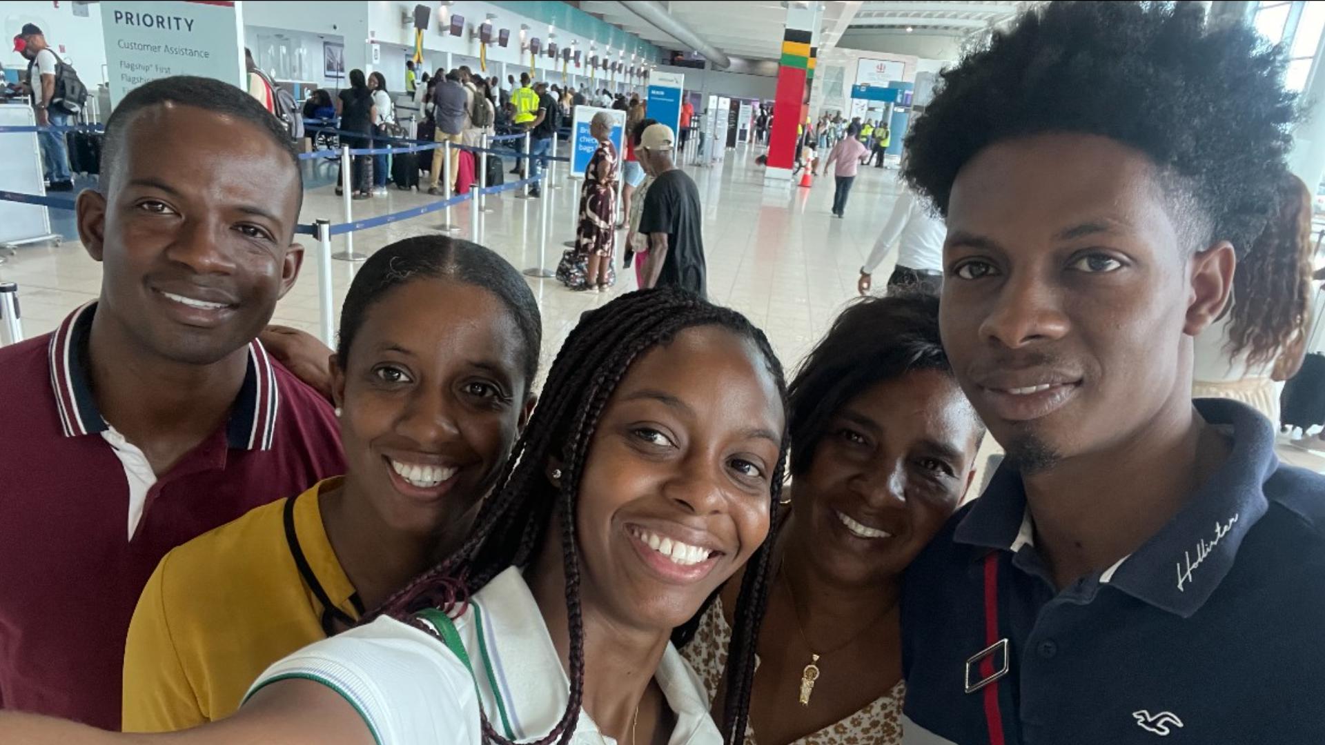 Monneka Meeks is News19's Teacher of the Week | wltx.com