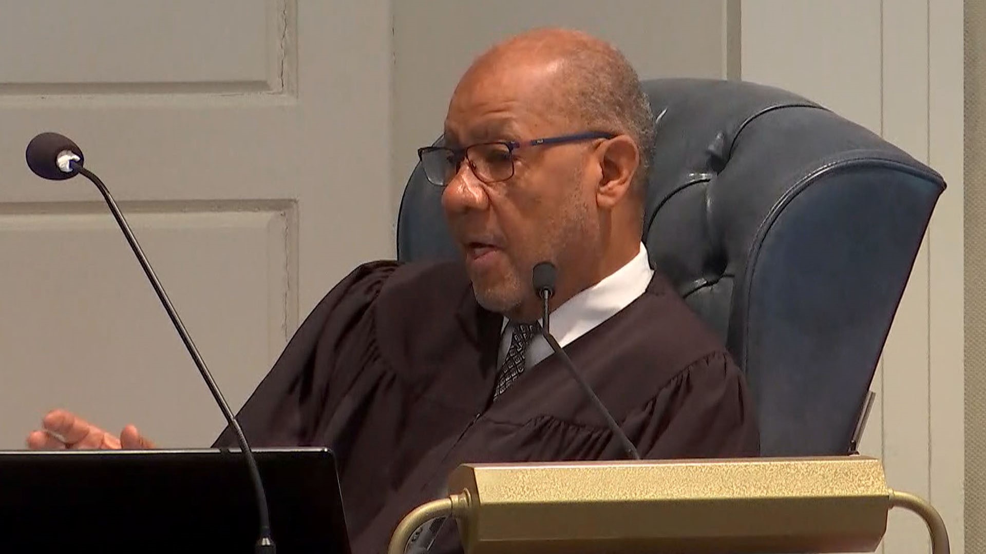 What to know about Alex Murdaugh trial judge Clifton Newman | wltx.com