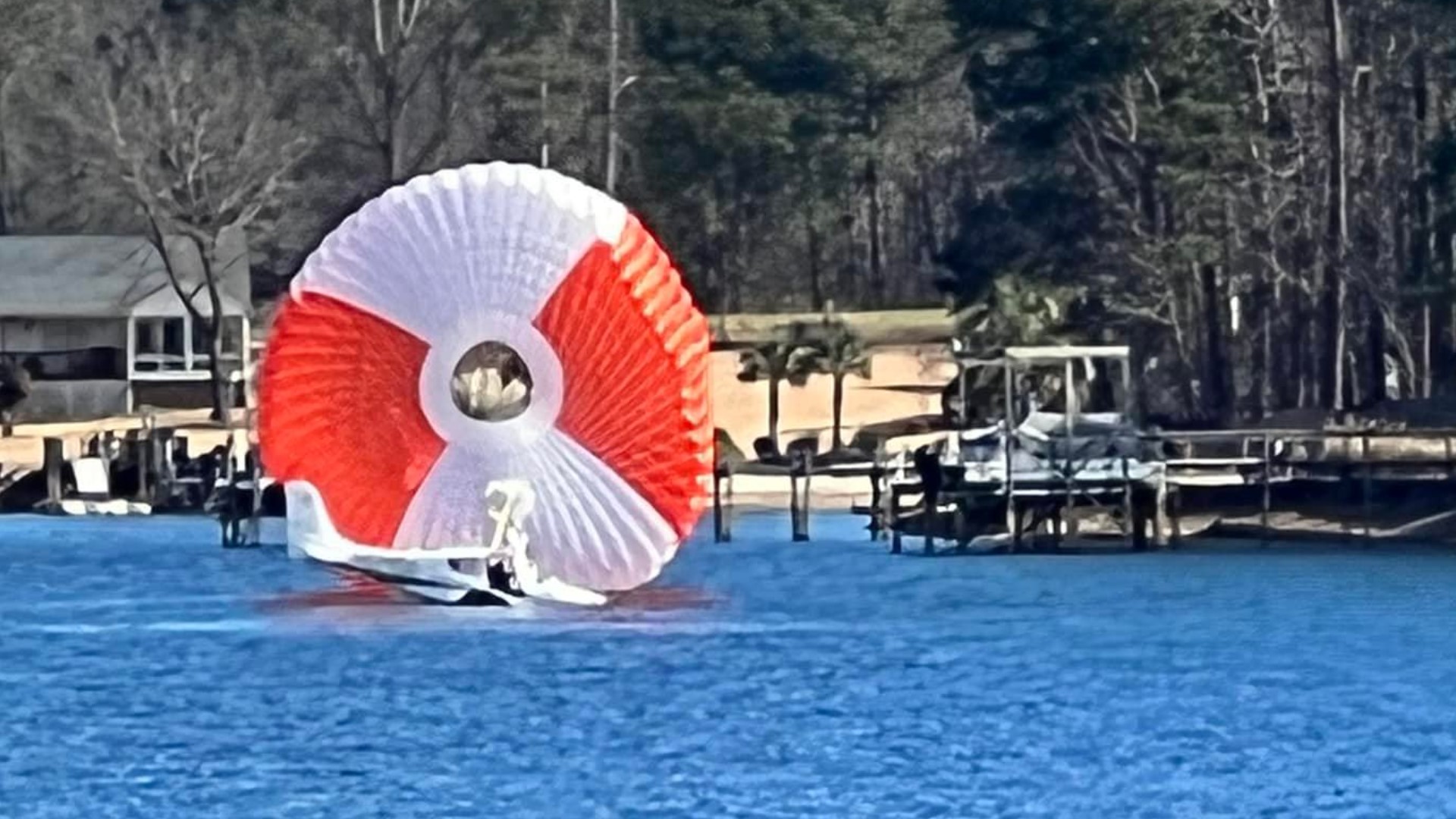 PHOTOS: Plane crash in Lake Murray | wltx.com