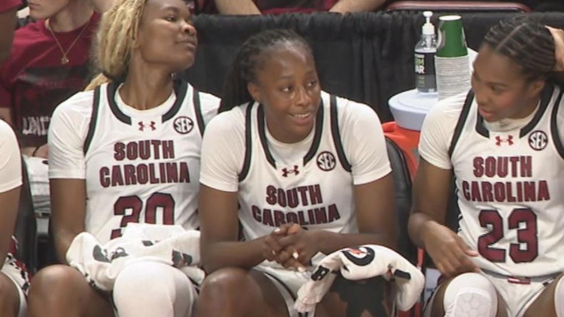 Joyce Edwards scores 18 to lead No. 2 South Carolina past No. 18 ...