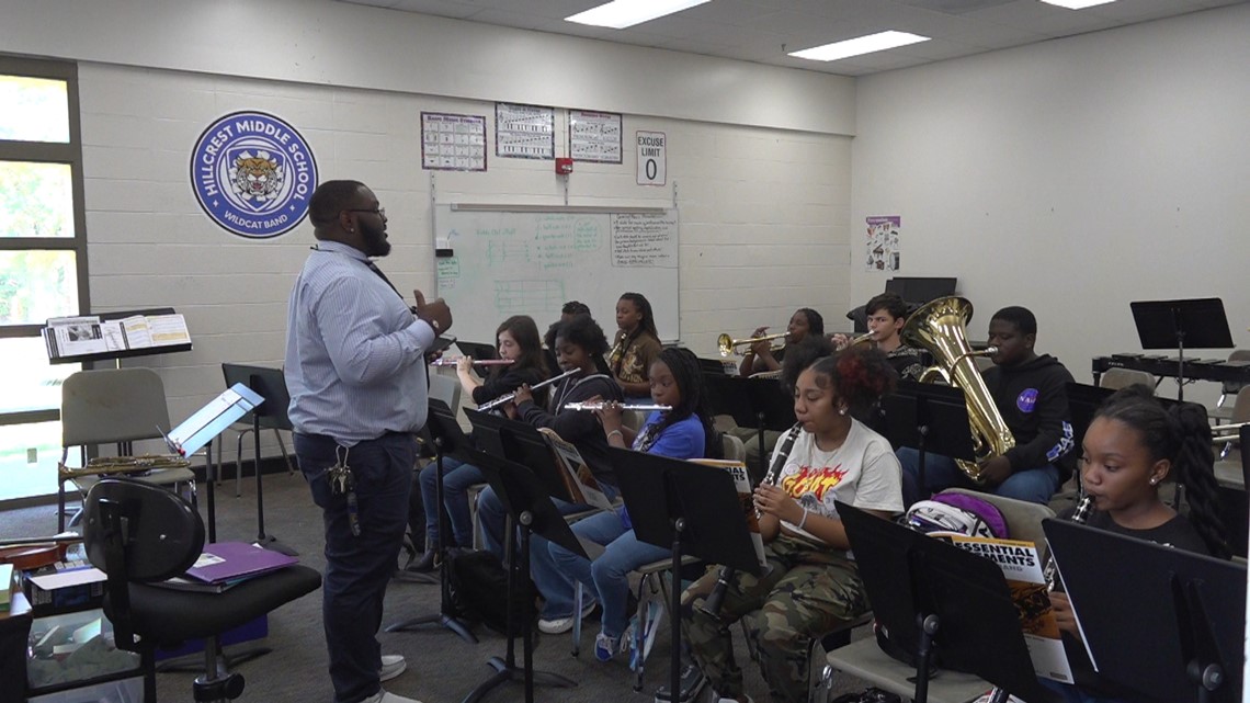 Hillcrest Middle School band seeking instrument donations | wltx.com
