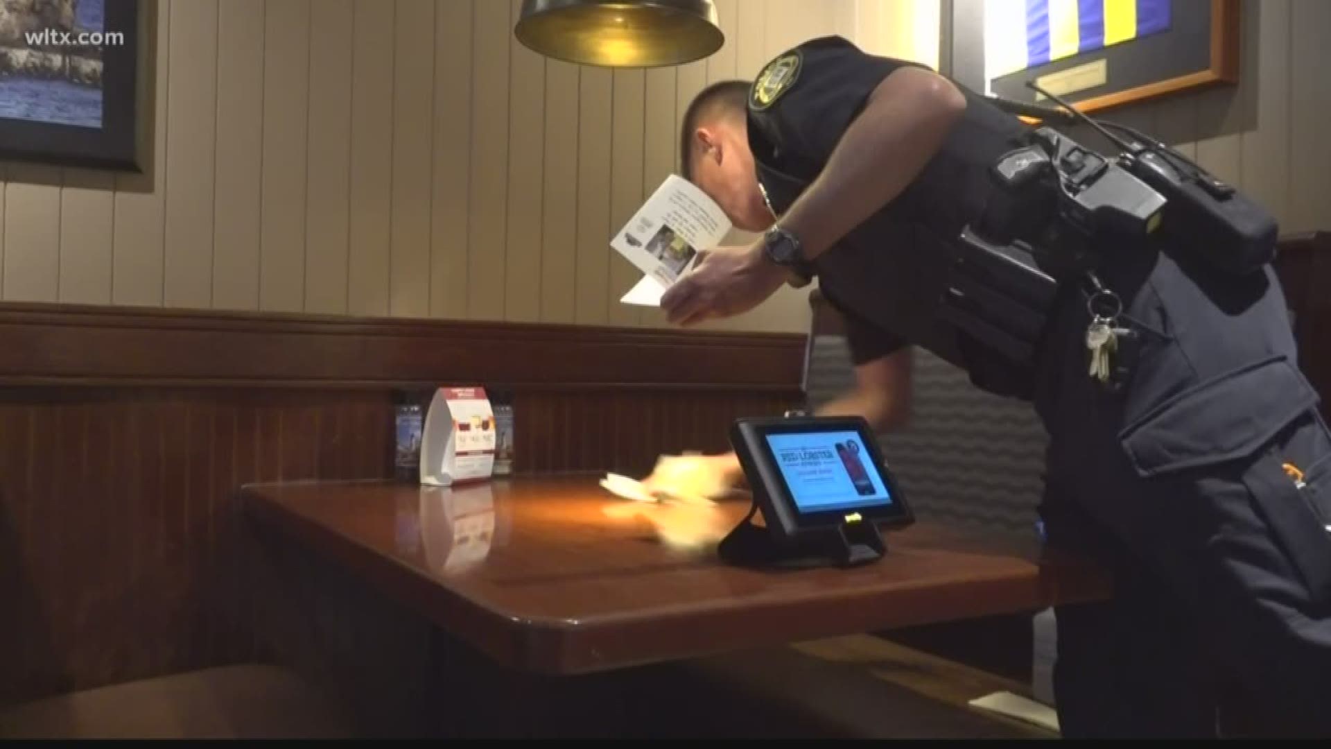 Cops and Lobsters: Police wait tables to raise money for Special ...