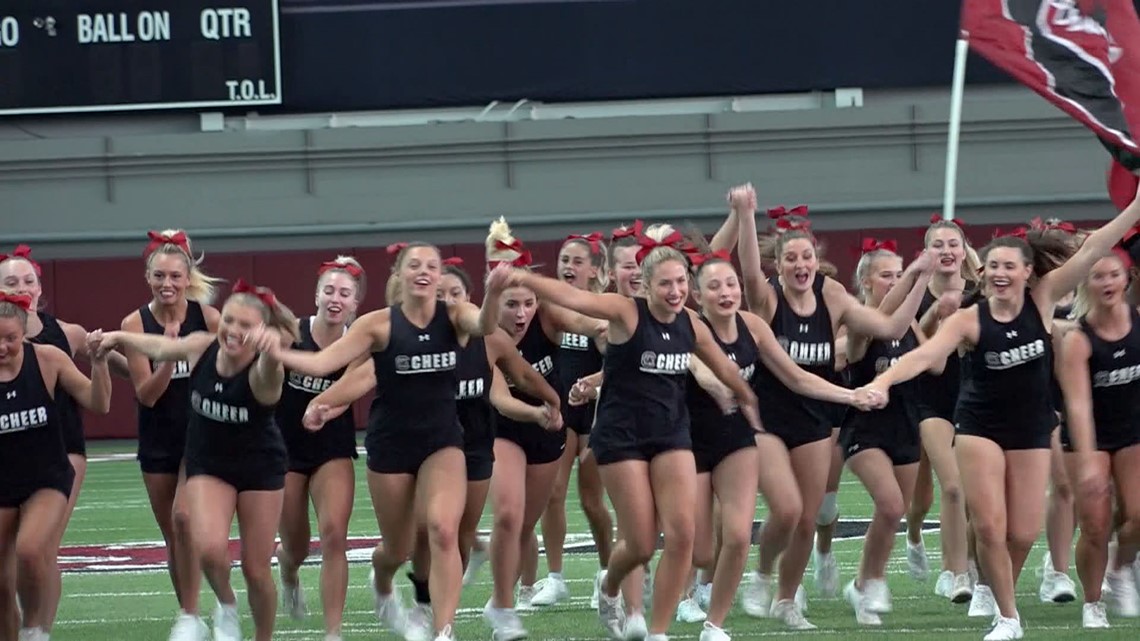Cheerleaders, Carolina Girls gearing up for first USC game Saturday ...