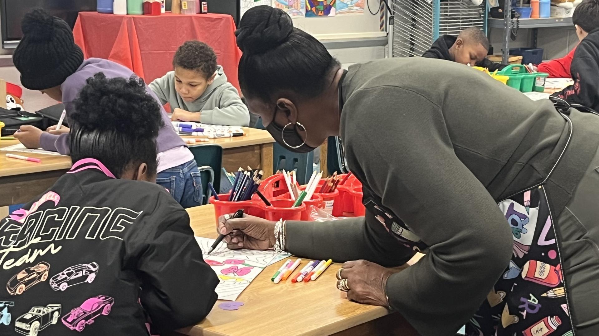 Meet News19 Teacher of the Week Miriam James | wltx.com