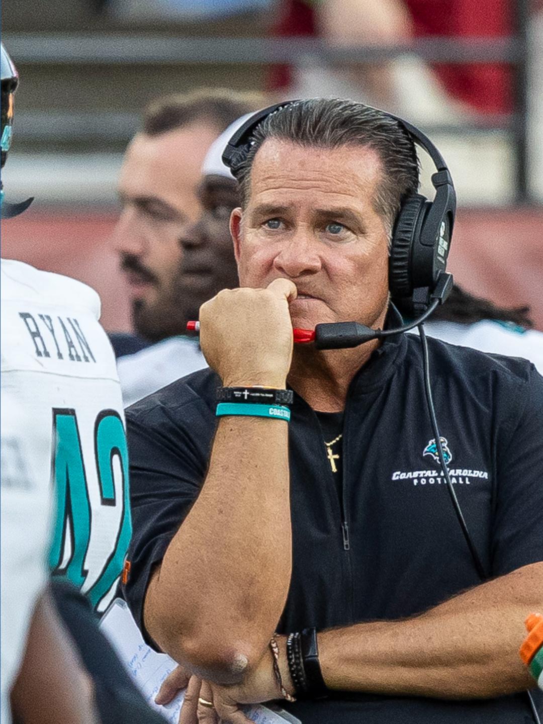 Coastal Carolina fires head football coach Tim Beck | wltx.com