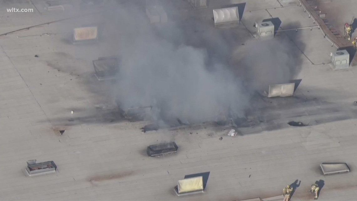 Plane crashes into California building, killing 2, injuring 18 | wltx.com