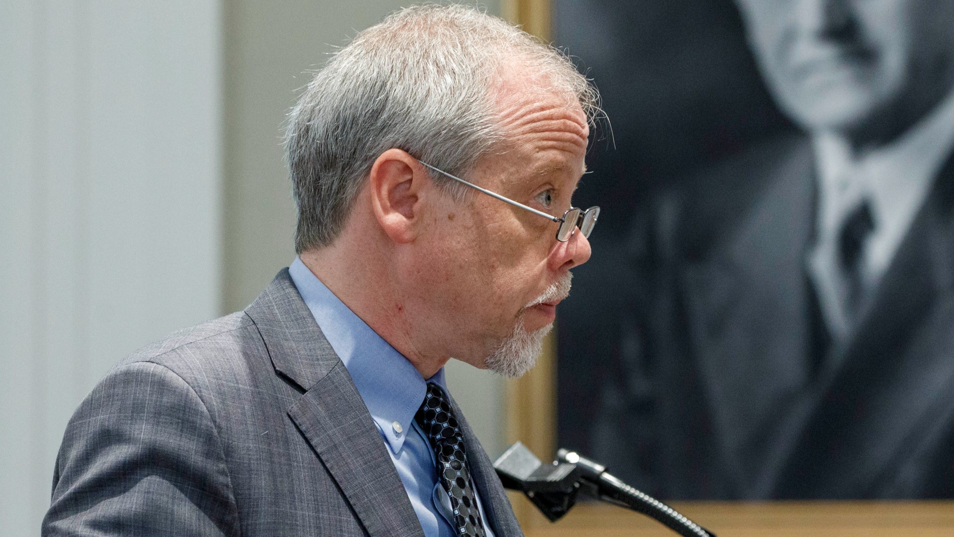 Prosecutor: Alex Murdaugh 'fuzzy' about new details of case | wltx.com