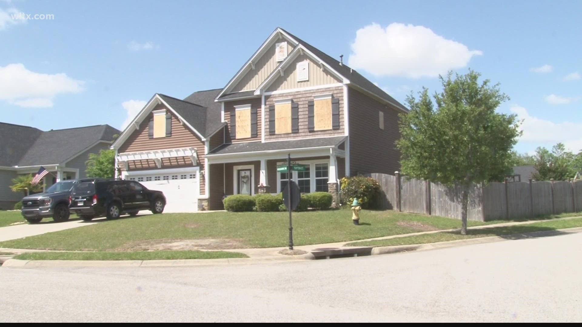 Here's what we know about the tragic death of Officer Drew Barr | wltx.com