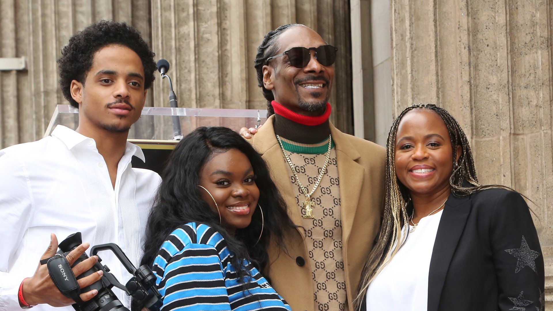 Snoop Dogg's daughter Cori Broadus suffers stroke | wltx.com