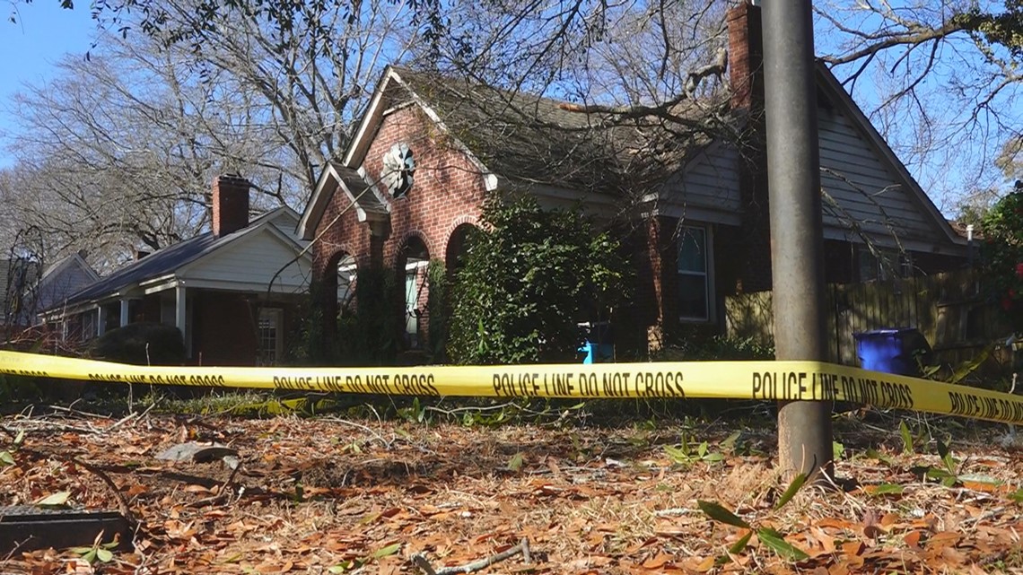 Homeowner shares experience of plane crashing into her house | wltx.com
