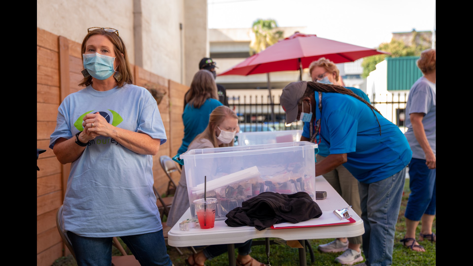 Through Our Eyes: Helping the homeless through photography | wltx.com
