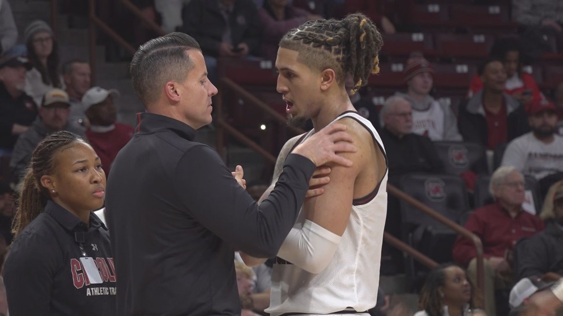 South Carolina's Myles Stute to miss up to 3 weeks with shoulder injury ...