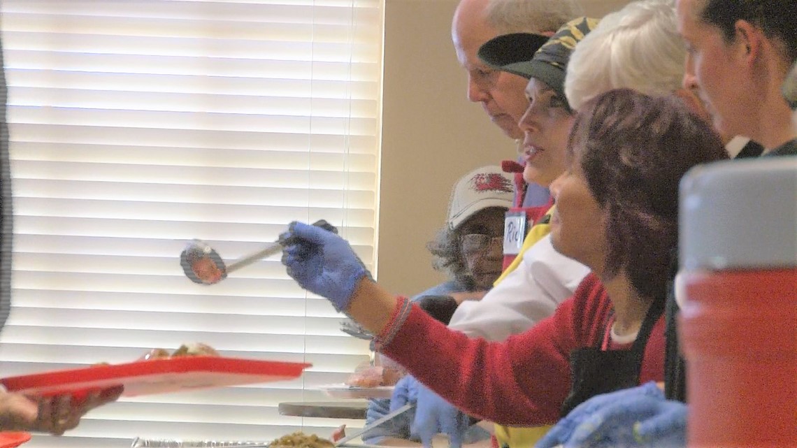 Saint Peter's donates hundreds of Easter meals in Columbia, SC | wltx.com