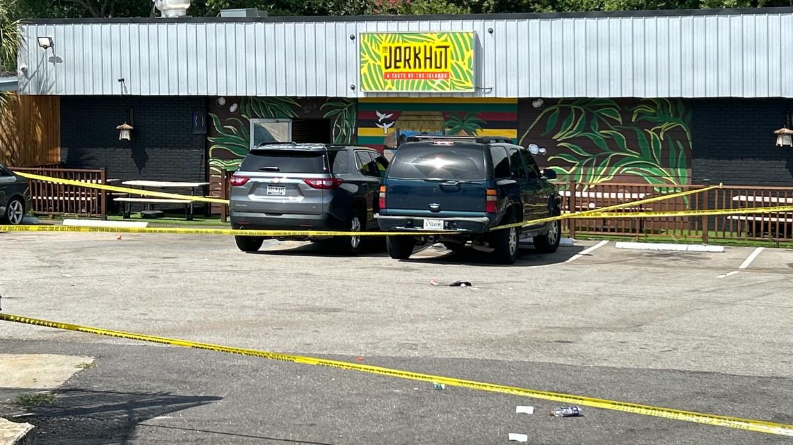 Early morning shooting off Broad River Road leaves 1 dead, multiple ...