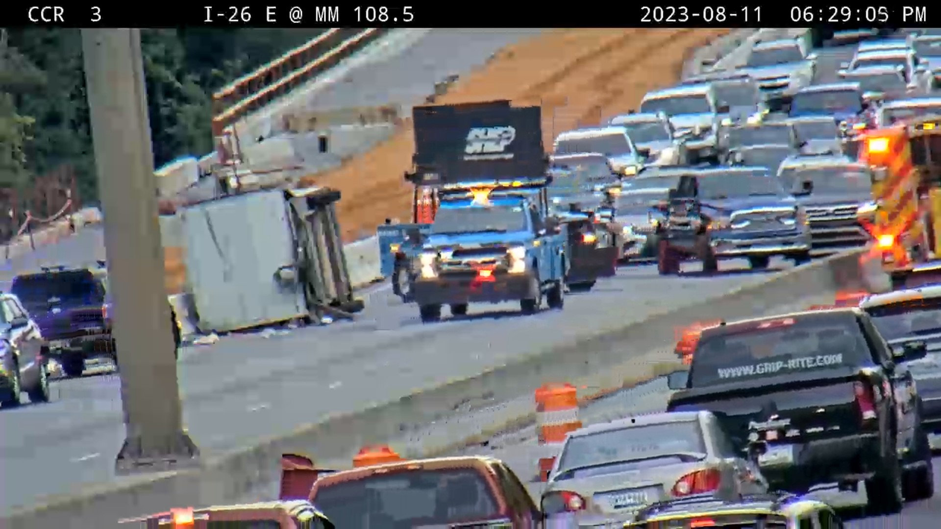 Interstate 26 west crash in West Columbia cleared; road reopened | wltx.com