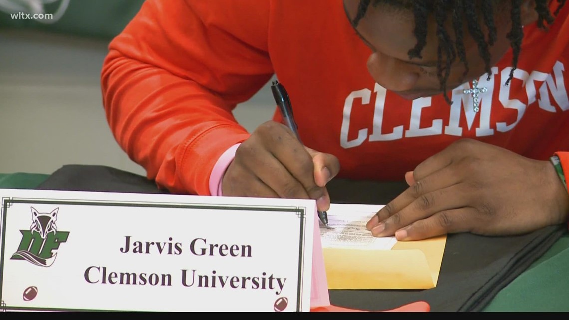 From Kelly Green to Tiger Orange, Jarvis Green signs with Clemson ...