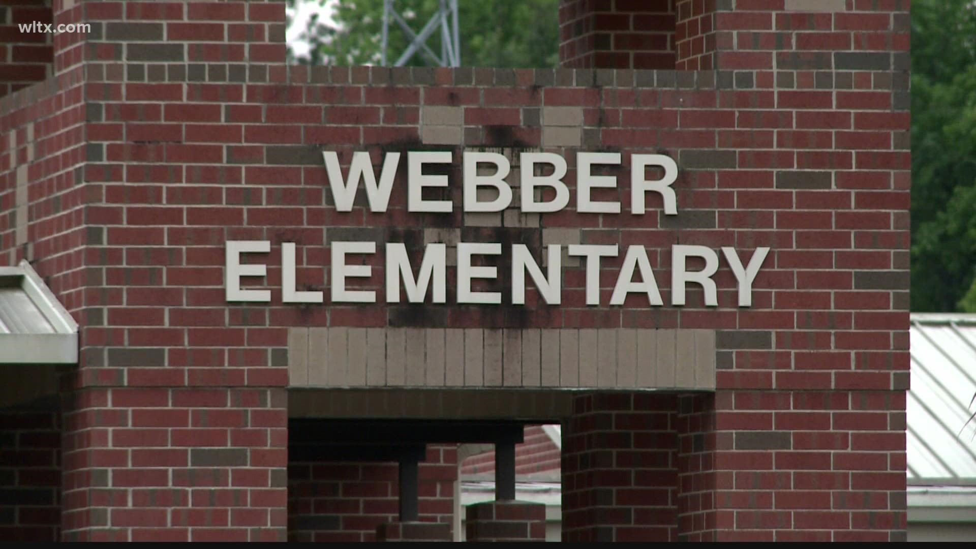 Elementary students forced to use outside bathrooms after water pipe ...