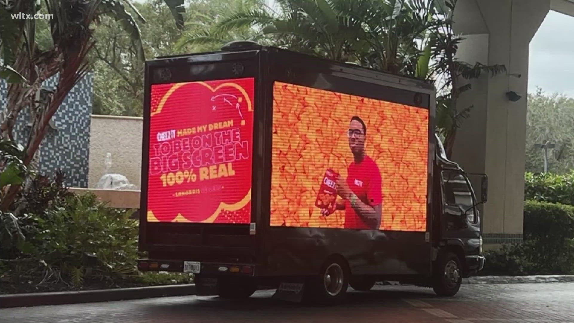 LaNorris Sellers and Cheez-it team up in Orlando | wltx.com