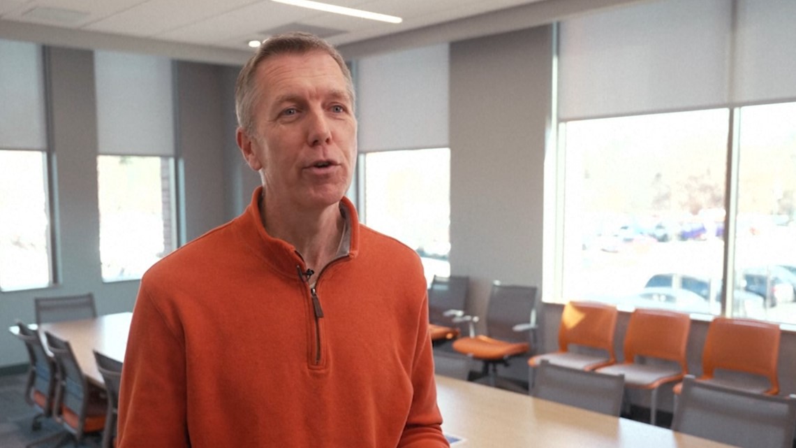 Clemson professor explains science behind New Year resolutions | wltx.com