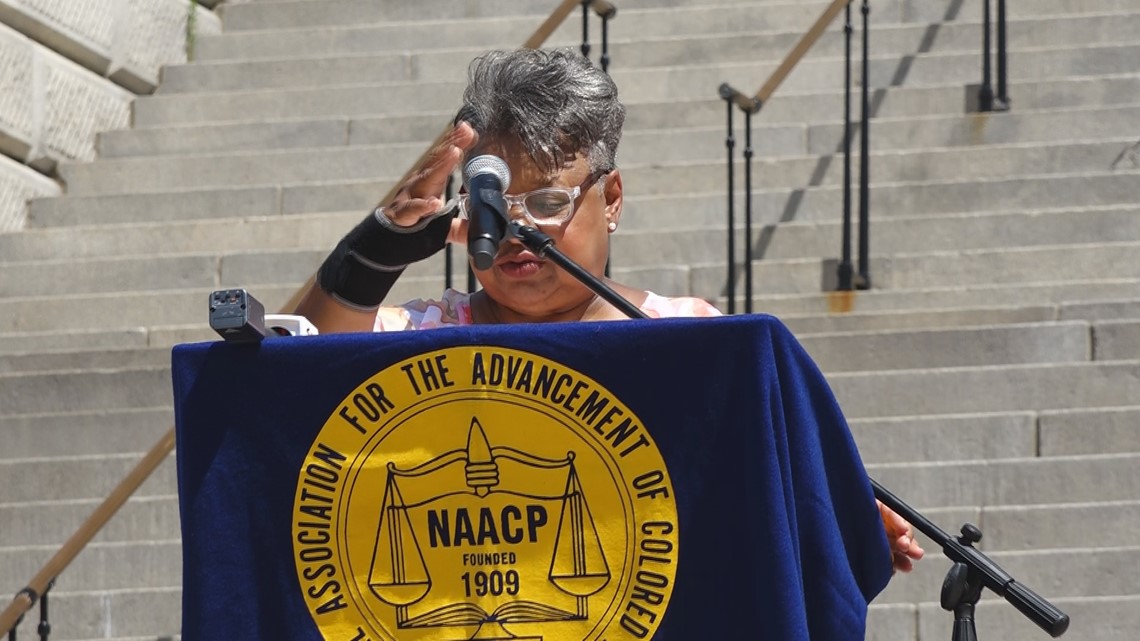 South Carolina NAACP rallies against restrictive education bills | wltx.com
