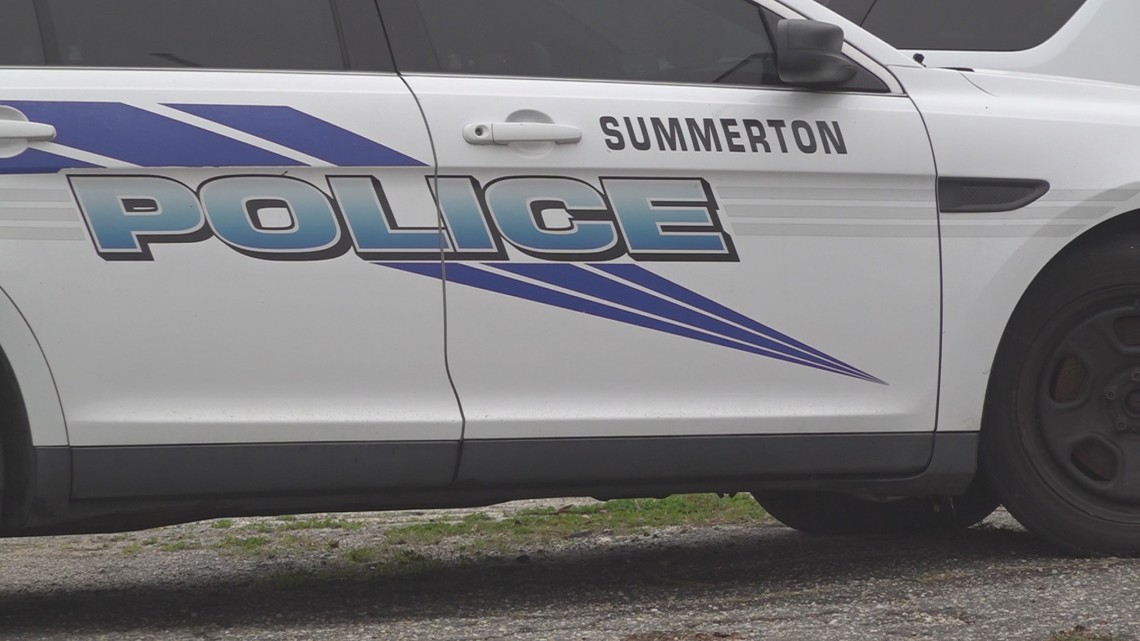 Summerton police chief retiring, three officers resign; town plans new ... Summerton police chief retiring, three officers resign; town plans new ...