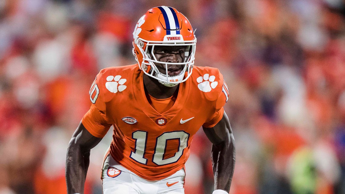 Clemson stays in the top 10 of the CFB Playoff ranking | wltx.com