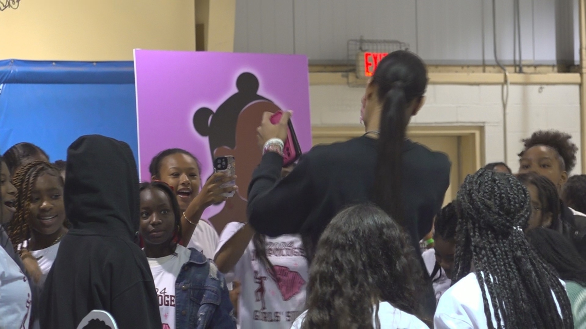A'ja Wilson inspires individuality in Columbia youth at summit | wltx.com