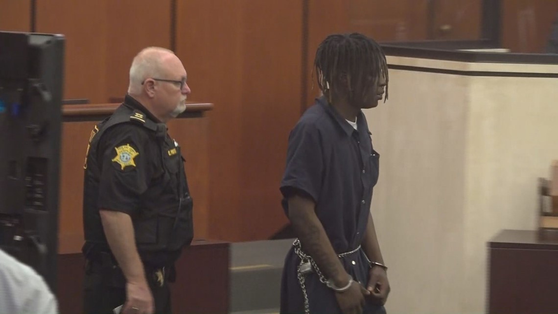Christopher Pearson Jr appears in court for bond hearing | wltx.com