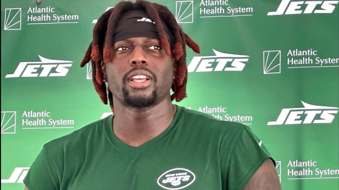 Javon Kinlaw gets emotional while reflecting on his journey | wltx.com