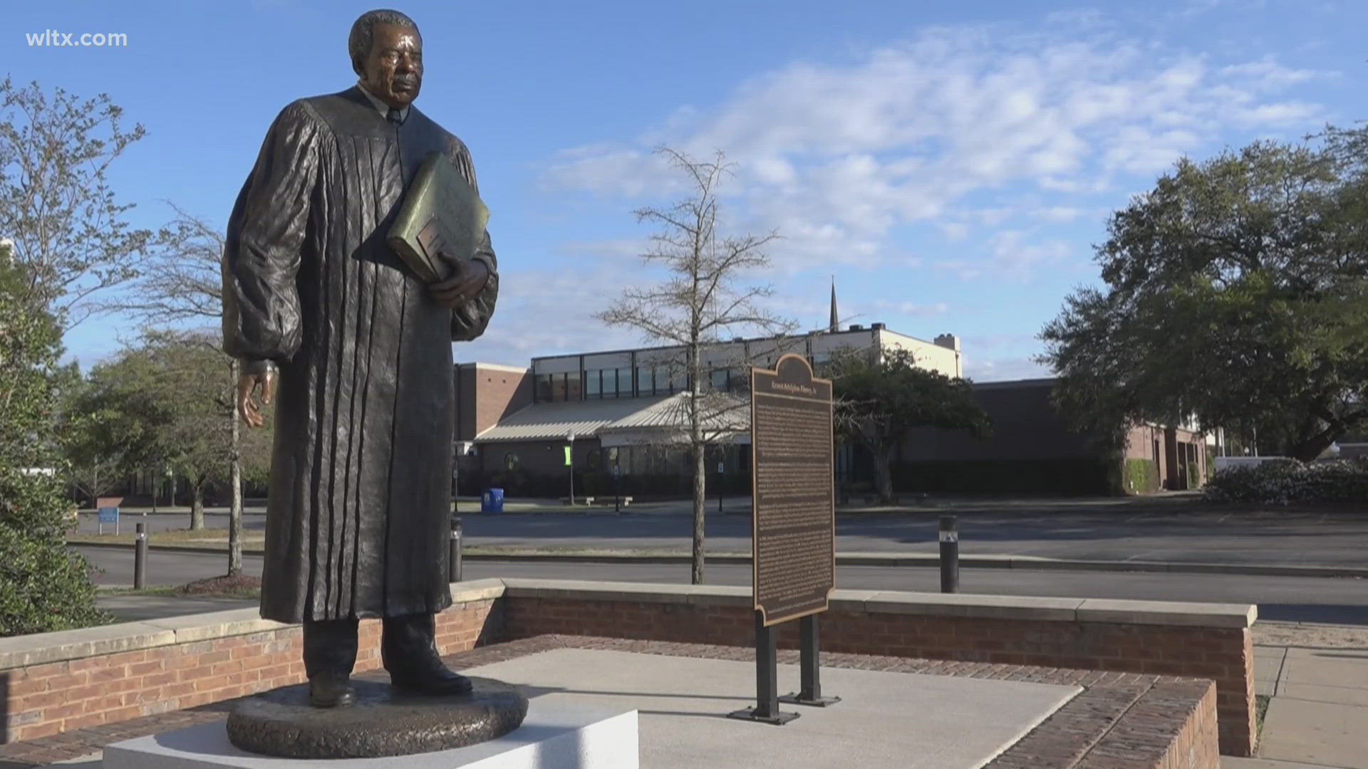 Statue honors Ernest Finney Jr., first African American Chief Justice ...