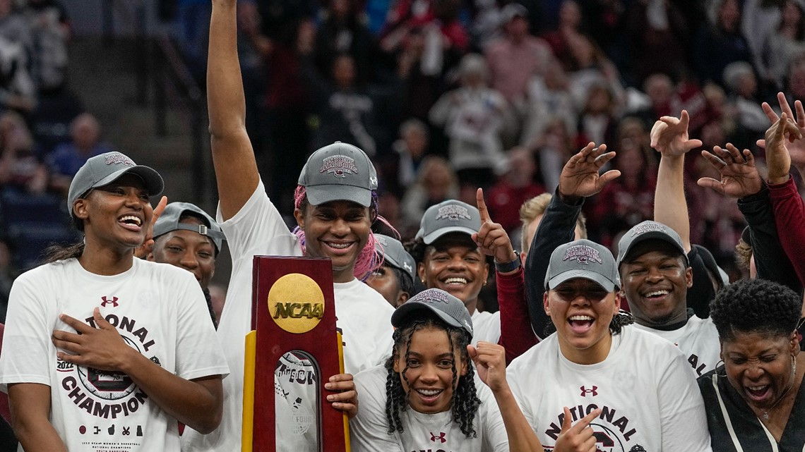 Darius Rucker suggest he'll play concert on South Carolina campus ...