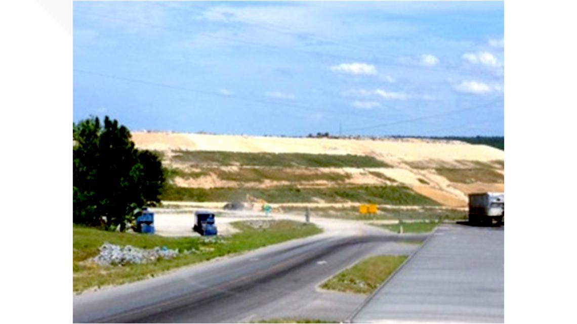 Smoke expected Thursday after fire at Edmund Landfill in Lexington ...