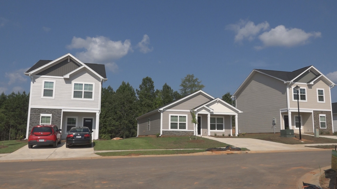 Fairfield County’s teacher village opens, attracting educators | wltx.com