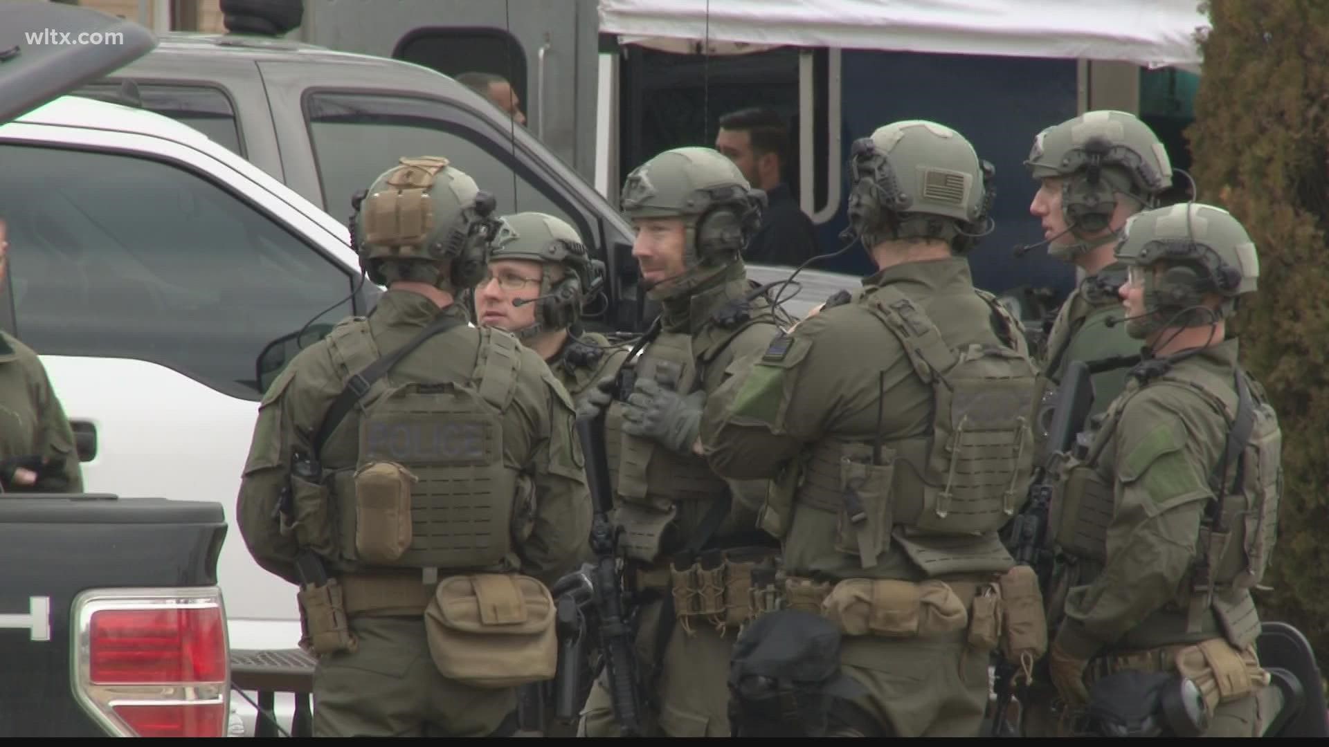 Heavy law enforcement presence at Colony Apartments in Columbia | wltx.com