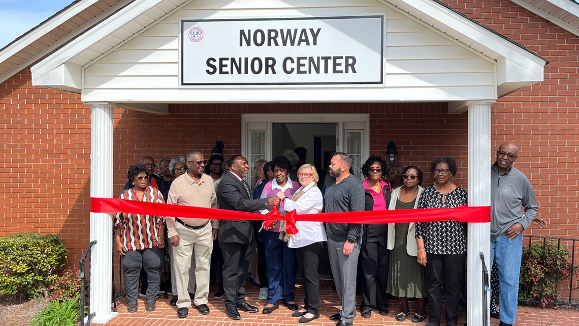 New senior center in Norway opens | wltx.com