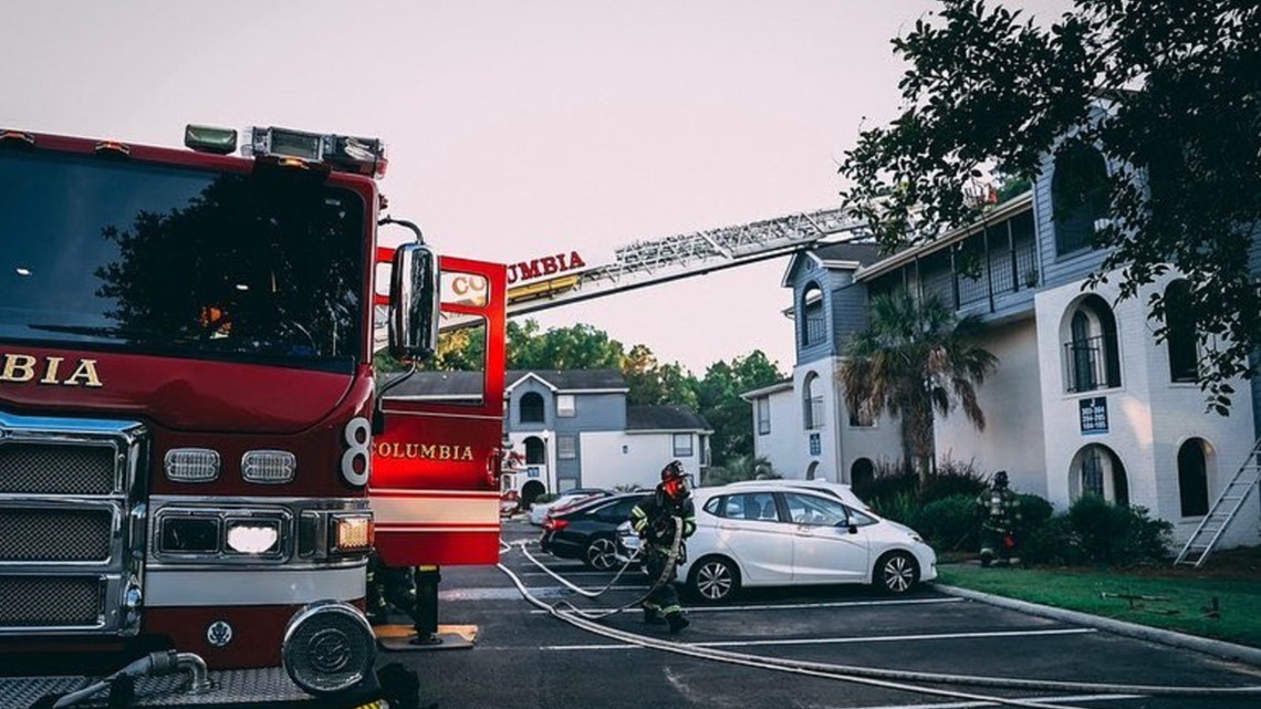 Firefighters rescue man from apartment fire in Columbia | wltx.com