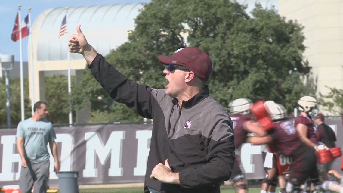 South Carolina brings veteran football coach James Coley on board ...