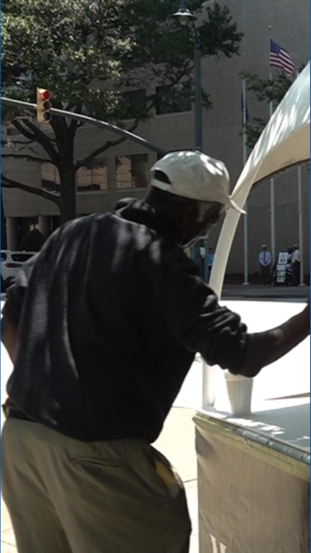 Columbia offers free freezie pops downtown on Fridays | wltx.com