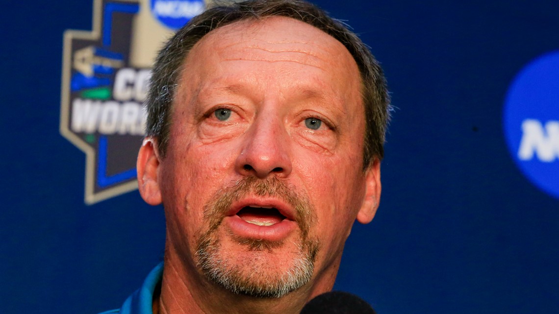 Coastal Carolina baseball coach Gary Gilmore to retire after 2024 ...