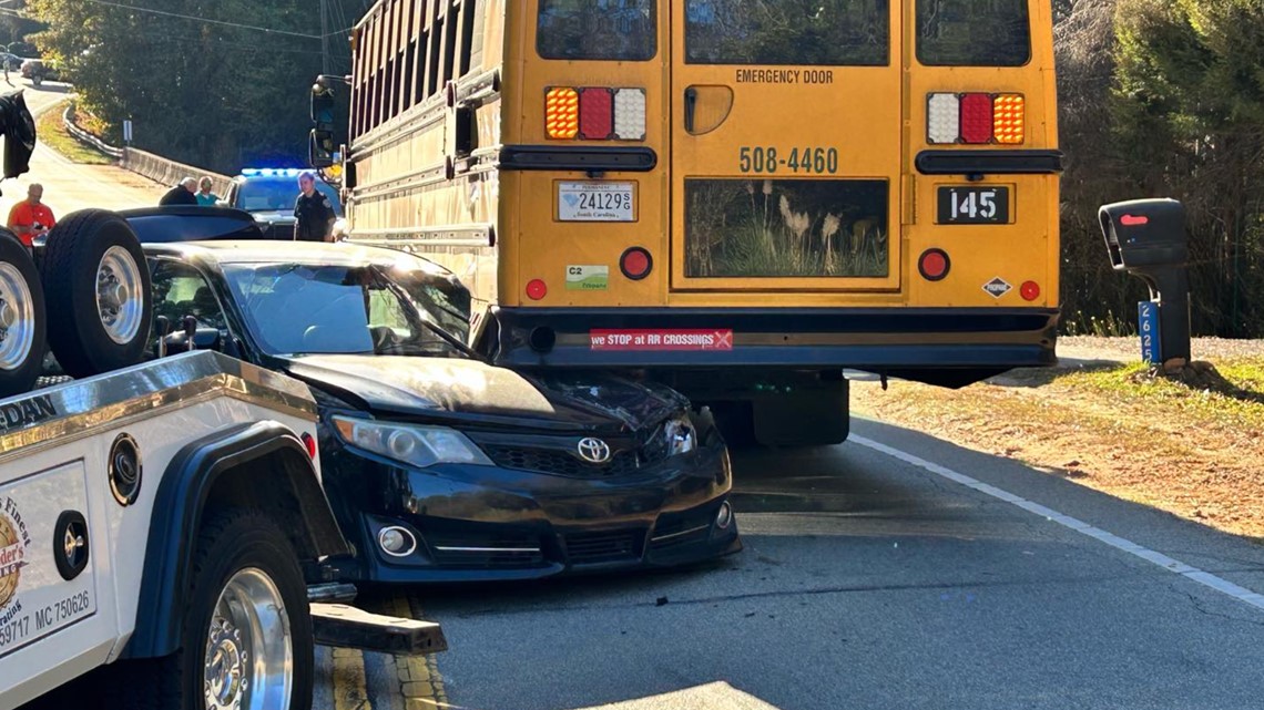 Lexington One school bus crash on Mineral Springs Road | wltx.com
