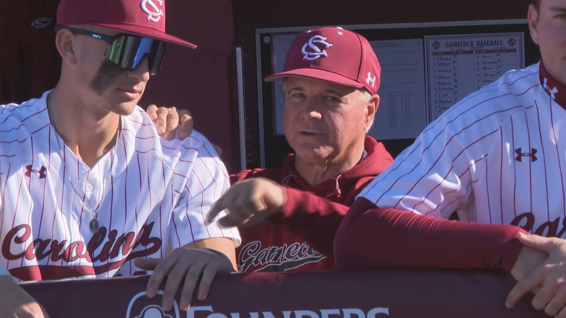 South Carolina wins on Opening Day, Paul Mainieri is 1-0 as the ...