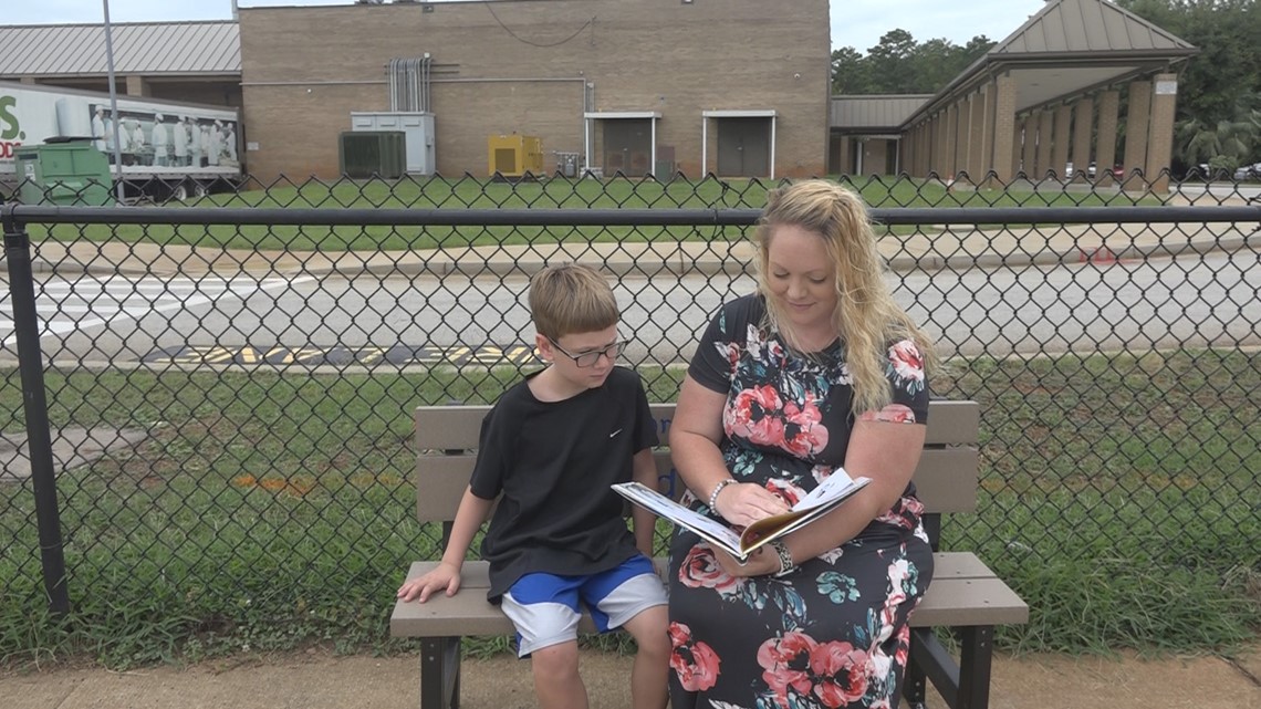 Leaphart Elementary School getting buddy benches | wltx.com